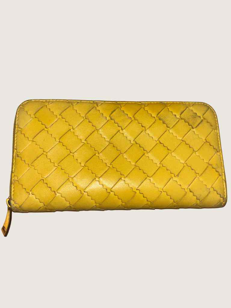 Products – Uptown Consignment