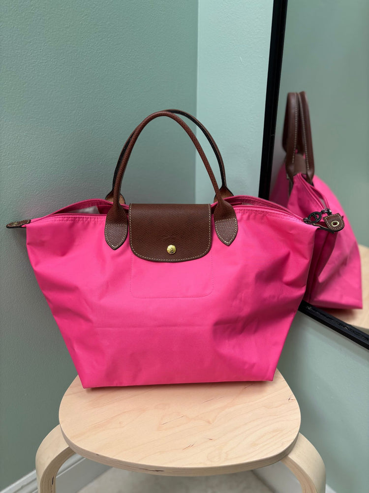 LONGCHAMP Fair / Well-Loved: Item shows wear Handbag – Uptown Consignment